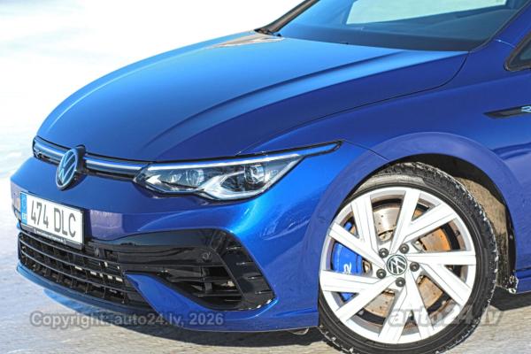 Zils Volkswagen Golf 2021 Tallina, ar dzinēja tilpumu 2.00 L un nobraukumu 69 tūkst. km par 35000 €, foto 1 vietnē AUTOMOTO.COM.LV