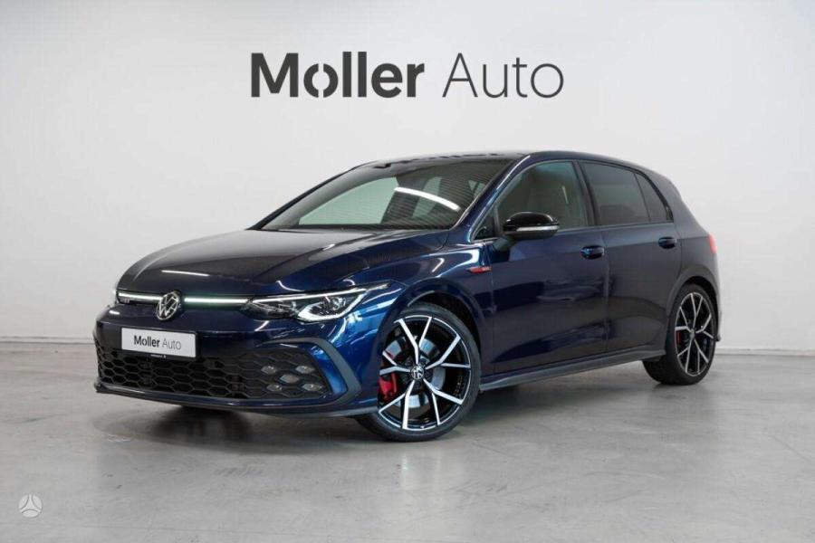 Blue Volkswagen Golf 2021 in Vilnius, with an engine capacity of 2.00 L and mileage of 53 thousand km for 30900 €, photo 1 on AUTOMOTO.COM.LV