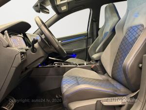 Zils Volkswagen Golf 2022 Tallina, ar dzinēja tilpumu 2.00 L un nobraukumu 60 tūkst. km par 33900 €, foto 6 vietnē AUTOMOTO.COM.LV
