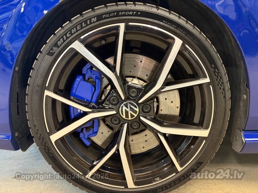Zils Volkswagen Golf 2022 Tallina, ar dzinēja tilpumu 2.00 L un nobraukumu 60 tūkst. km par 33900 €, foto 13 vietnē AUTOMOTO.COM.LV
