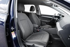 Zils Volkswagen Golf 2022 Rīga, ar dzinēja tilpumu 2.00 L un nobraukumu 137 tūkst. km par 14950 €, foto 27 vietnē AUTOMOTO.COM.LV