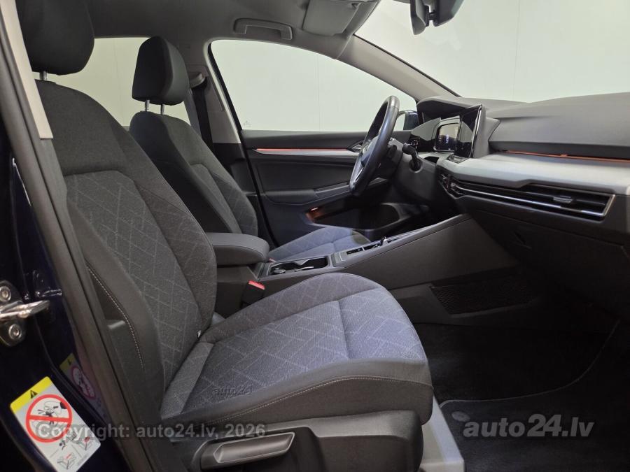 Zils Volkswagen Golf 2022 Tallina, ar dzinēja tilpumu 1.50 L un nobraukumu 78 tūkst. km par 18900 €, foto 16 vietnē AUTOMOTO.COM.LV