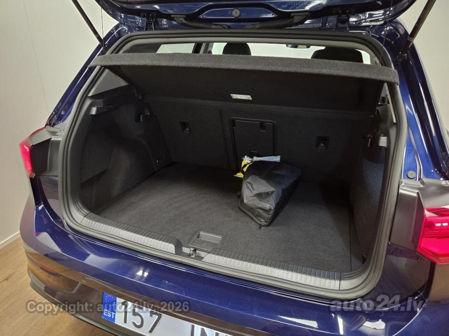 Zils Volkswagen Golf 2022 Tallina, ar dzinēja tilpumu 1.50 L un nobraukumu 78 tūkst. km par 18900 €, foto 19 vietnē AUTOMOTO.COM.LV