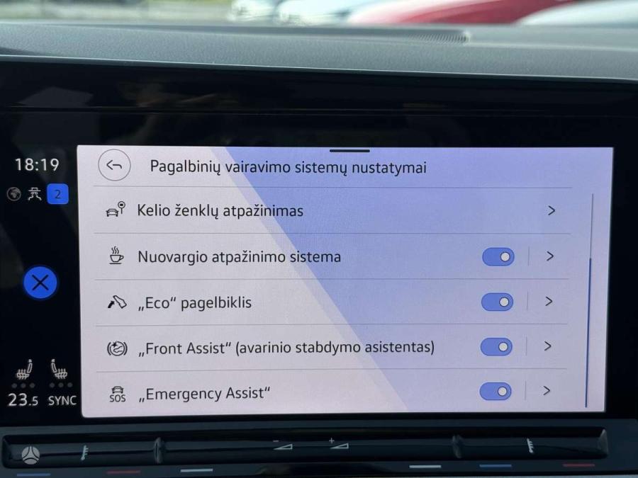 Zils Volkswagen Golf 2022 Viļņa, ar dzinēja tilpumu 1.97 L un nobraukumu 206 tūkst. km par 13999 €, foto 40 vietnē AUTOMOTO.COM.LV