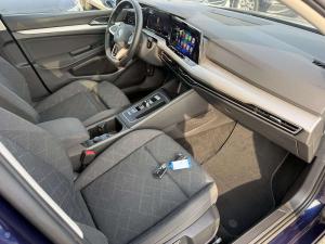 Blue Volkswagen Golf 2022 in Vilnius, with an engine capacity of 1.97 L and mileage of 206 thousand km for 13999 €, photo 15 on AUTOMOTO.COM.LV