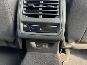 Blue Volkswagen Golf 2022 in Vilnius, with an engine capacity of 1.97 L and mileage of 206 thousand km for 13999 €, photo 18 on AUTOMOTO.COM.LV