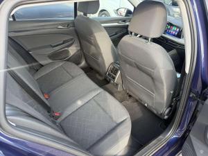 Blue Volkswagen Golf 2022 in Vilnius, with an engine capacity of 1.97 L and mileage of 206 thousand km for 13999 €, photo 20 on AUTOMOTO.COM.LV