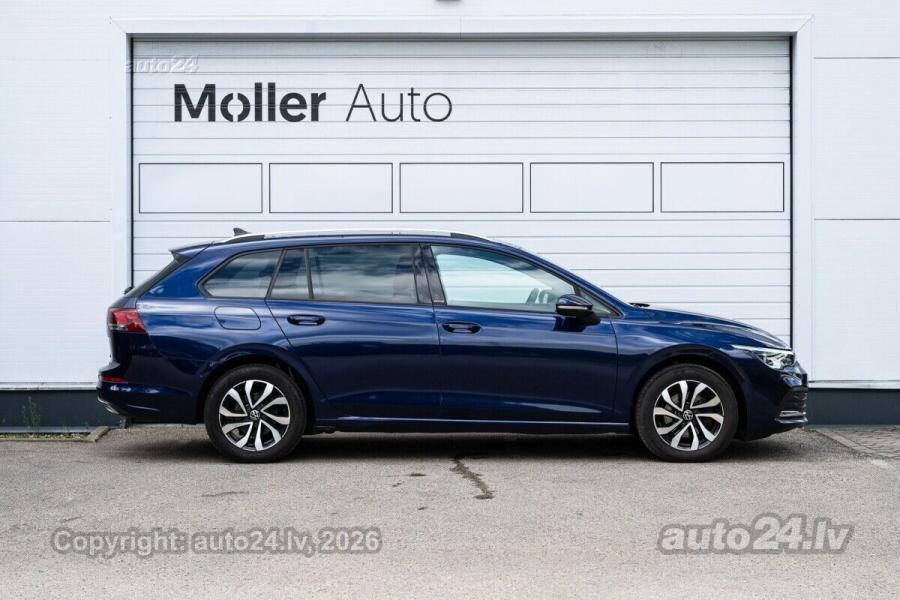 Blue Volkswagen Golf 2023 in Riga, with an engine capacity of 1.50 L and mileage of 129 thousand km for 18958 €, photo 6 on AUTOMOTO.COM.LV