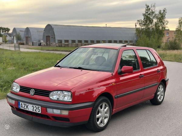 Brūns Volkswagen Golf 1994 Šauļi, ar dzinēja tilpumu 1.78 L un nobraukumu 153 tūkst. km par 3200 €, foto 1 vietnē AUTOMOTO.COM.LV