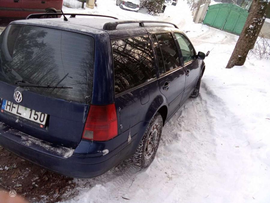 Brown Volkswagen Golf 2004 in Vilnius, with an engine capacity of 1.90 L and mileage of 250 thousand km for 500 €, photo 5 on AUTOMOTO.COM.LV