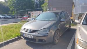 Brown Volkswagen Golf 2004 in Vilnius, with an engine capacity of 1.97 L and mileage of 430 thousand km for 1250 €, photo 7 on AUTOMOTO.COM.LV