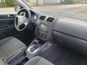 Brūns Volkswagen Golf 2005 Vilkaviškis, ar dzinēja tilpumu 1.97 L un nobraukumu 380 tūkst. km par 1450 €, foto 7 vietnē AUTOMOTO.COM.LV
