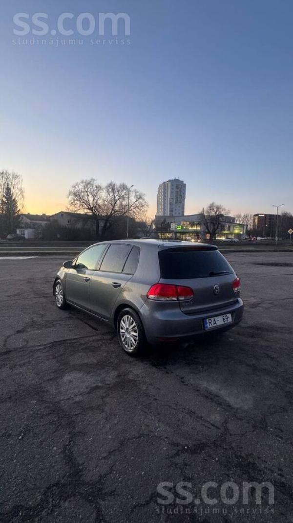 Brūns Volkswagen Golf 2011 Rīga, ar dzinēja tilpumu 1.40 L un nobraukumu 245 tūkst. km par 2500 €, foto 7 vietnē AUTOMOTO.COM.LV