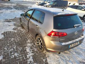 Brown Volkswagen Golf 2013 in Taurage, with an engine capacity of 1.20 L and mileage of 240 thousand km for 5400 €, photo 4 on AUTOMOTO.COM.LV