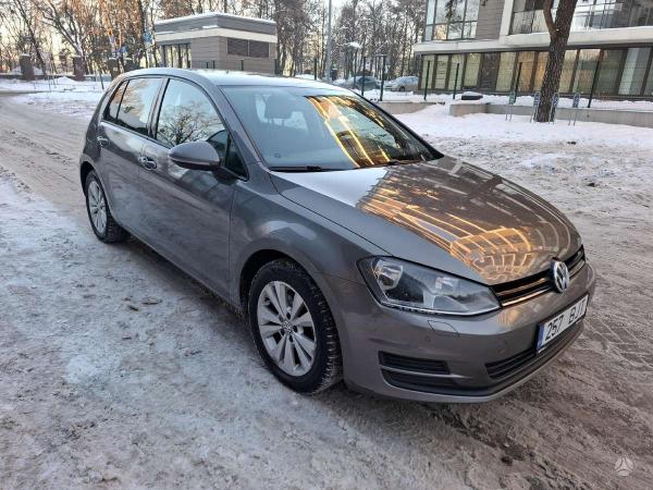 Brown Volkswagen Golf 2013 in Vilnius, with an engine capacity of 1.40 L and mileage of 185 thousand km for 6300 €, photo 3 on AUTOMOTO.COM.LV