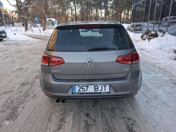 Brown Volkswagen Golf 2013 in Vilnius, with an engine capacity of 1.40 L and mileage of 185 thousand km for 6300 €, photo 6 on AUTOMOTO.COM.LV