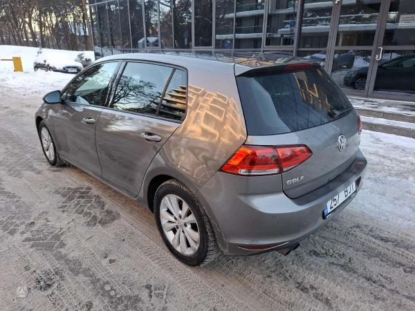Brown Volkswagen Golf 2013 in Vilnius, with an engine capacity of 1.40 L and mileage of 185 thousand km for 6300 €, photo 7 on AUTOMOTO.COM.LV