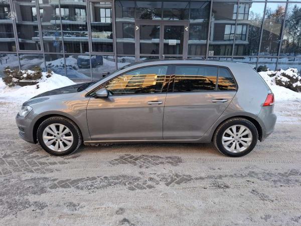 Brown Volkswagen Golf 2013 in Vilnius, with an engine capacity of 1.40 L and mileage of 185 thousand km for 6300 €, photo 8 on AUTOMOTO.COM.LV