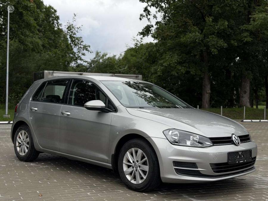 Brown Volkswagen Golf 2013 in Rokiskis, with an engine capacity of 1.40 L and mileage of 260 thousand km for 5150 €, photo 9 on AUTOMOTO.COM.LV