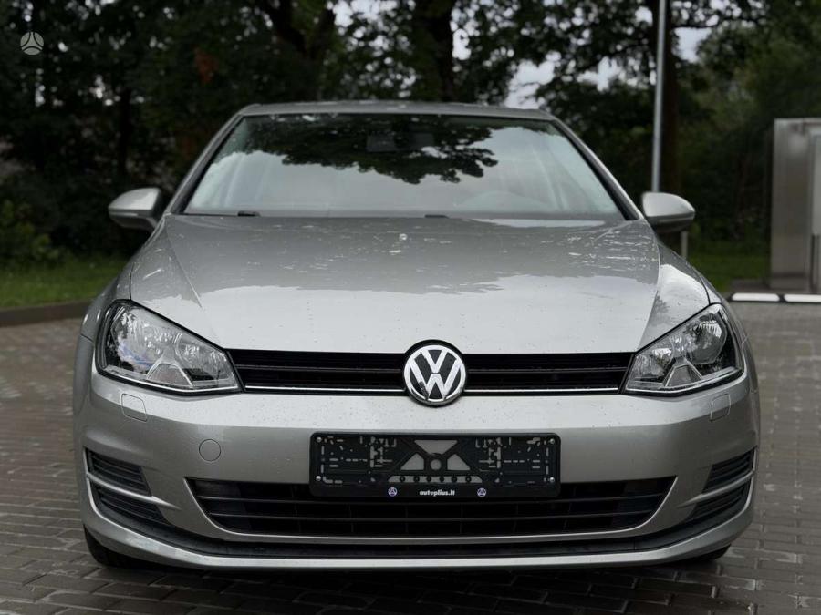 Brown Volkswagen Golf 2013 in Rokiskis, with an engine capacity of 1.40 L and mileage of 260 thousand km for 5150 €, photo 11 on AUTOMOTO.COM.LV