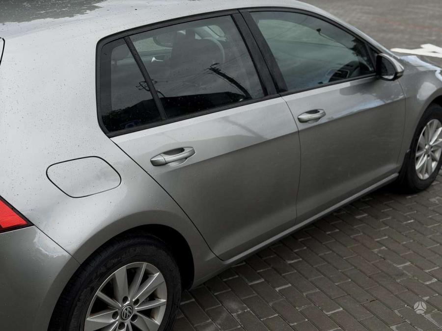Brown Volkswagen Golf 2013 in Rokiskis, with an engine capacity of 1.40 L and mileage of 260 thousand km for 5150 €, photo 14 on AUTOMOTO.COM.LV