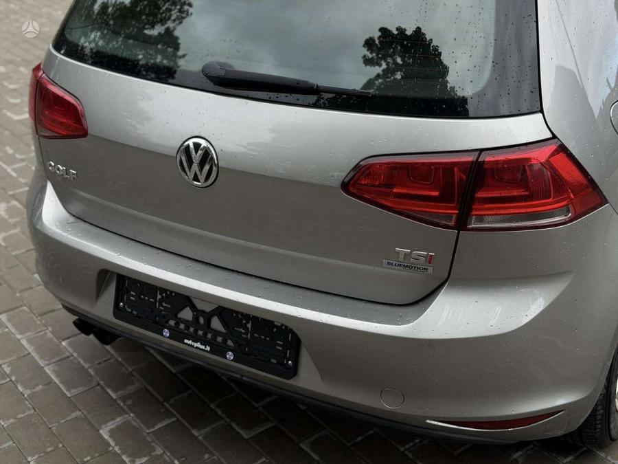 Brown Volkswagen Golf 2013 in Rokiskis, with an engine capacity of 1.40 L and mileage of 260 thousand km for 5150 €, photo 16 on AUTOMOTO.COM.LV