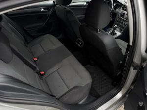 Brown Volkswagen Golf 2013 in Rokiskis, with an engine capacity of 1.40 L and mileage of 260 thousand km for 5150 €, photo 26 on AUTOMOTO.COM.LV