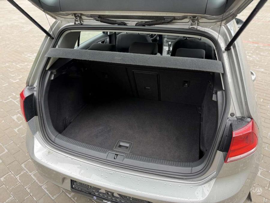Brown Volkswagen Golf 2013 in Rokiskis, with an engine capacity of 1.40 L and mileage of 260 thousand km for 5150 €, photo 28 on AUTOMOTO.COM.LV