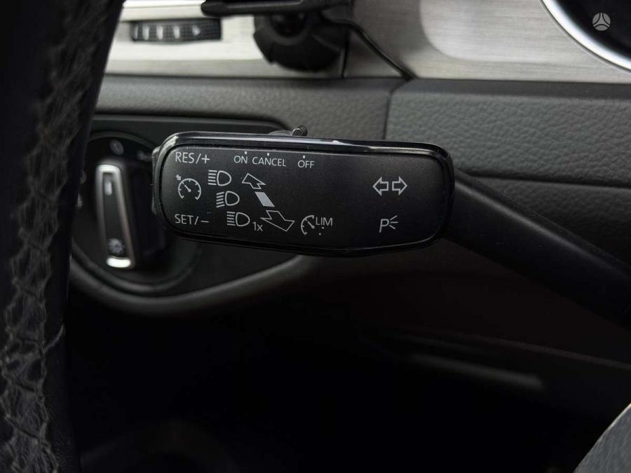 Brown Volkswagen Golf 2013 in Rokiskis, with an engine capacity of 1.40 L and mileage of 260 thousand km for 5150 €, photo 30 on AUTOMOTO.COM.LV