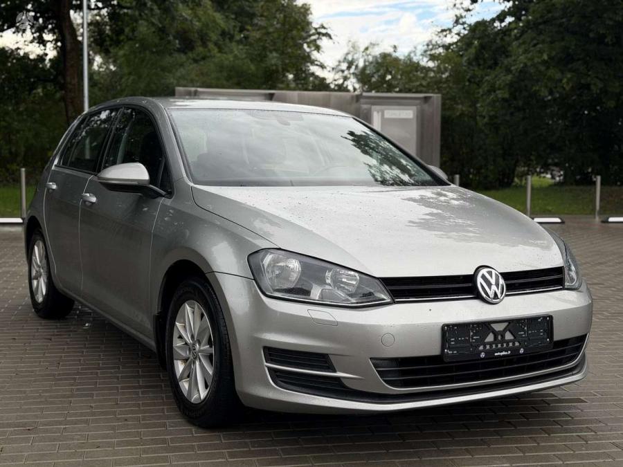 Brown Volkswagen Golf 2013 in Rokiskis, with an engine capacity of 1.40 L and mileage of 260 thousand km for 4650 €, photo 4 on AUTOMOTO.COM.LV