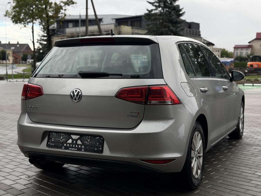 Brown Volkswagen Golf 2013 in Rokiskis, with an engine capacity of 1.40 L and mileage of 260 thousand km for 4650 €, photo 10 on AUTOMOTO.COM.LV
