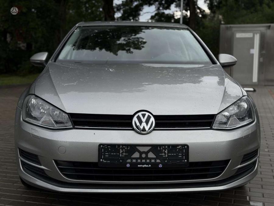 Brown Volkswagen Golf 2013 in Rokiskis, with an engine capacity of 1.40 L and mileage of 260 thousand km for 4650 €, photo 13 on AUTOMOTO.COM.LV