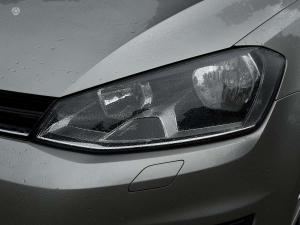 Brown Volkswagen Golf 2013 in Rokiskis, with an engine capacity of 1.40 L and mileage of 260 thousand km for 4650 €, photo 17 on AUTOMOTO.COM.LV