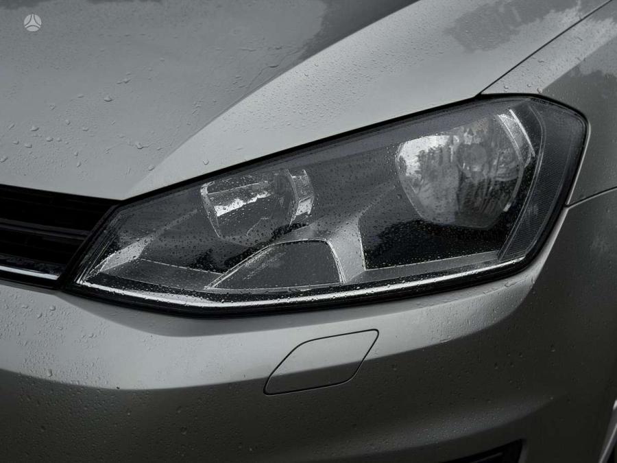 Brown Volkswagen Golf 2013 in Rokiskis, with an engine capacity of 1.40 L and mileage of 260 thousand km for 4650 €, photo 17 on AUTOMOTO.COM.LV
