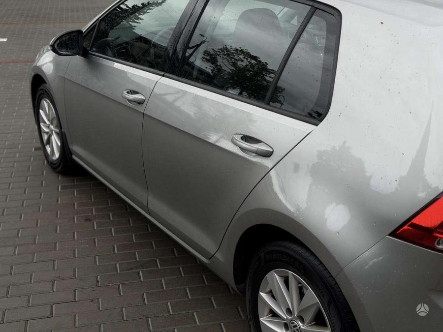 Brown Volkswagen Golf 2013 in Rokiskis, with an engine capacity of 1.40 L and mileage of 260 thousand km for 4650 €, photo 19 on AUTOMOTO.COM.LV