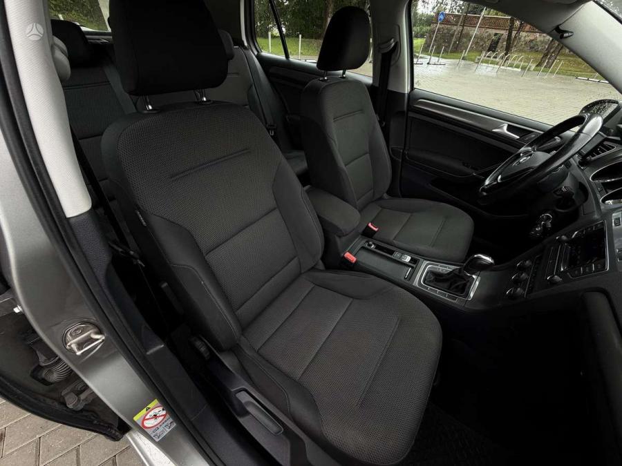 Brown Volkswagen Golf 2013 in Rokiskis, with an engine capacity of 1.40 L and mileage of 260 thousand km for 4650 €, photo 25 on AUTOMOTO.COM.LV