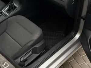 Brown Volkswagen Golf 2013 in Rokiskis, with an engine capacity of 1.40 L and mileage of 260 thousand km for 4650 €, photo 27 on AUTOMOTO.COM.LV