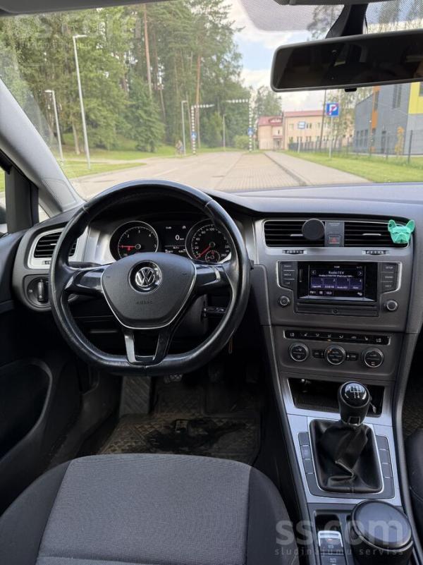 Brūns Volkswagen Golf 2014 Ogre, ar dzinēja tilpumu 1.60 L un nobraukumu 326 tūkst. km par 5000 €, foto 5 vietnē AUTOMOTO.COM.LV