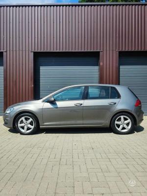 Brūns Volkswagen Golf 2014 Kaišiadorys, ar dzinēja tilpumu 1.60 L un nobraukumu 401 tūkst. km par 5650 €, foto 21 vietnē AUTOMOTO.COM.LV