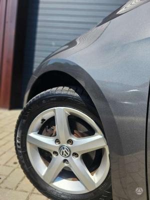 Brūns Volkswagen Golf 2014 Kaišiadorys, ar dzinēja tilpumu 1.60 L un nobraukumu 401 tūkst. km par 5650 €, foto 28 vietnē AUTOMOTO.COM.LV