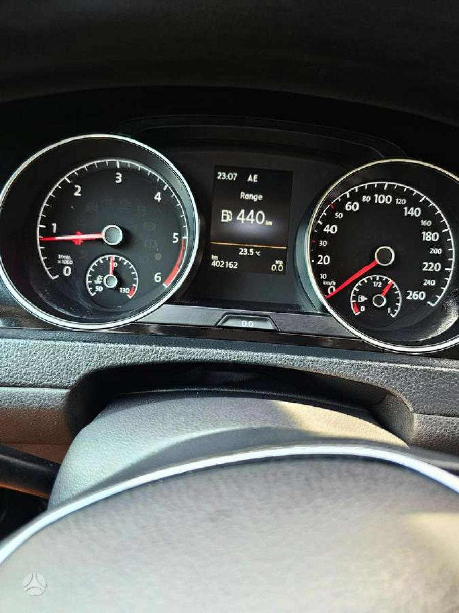 Brūns Volkswagen Golf 2014 Kaišiadorys, ar dzinēja tilpumu 1.60 L un nobraukumu 401 tūkst. km par 5650 €, foto 37 vietnē AUTOMOTO.COM.LV
