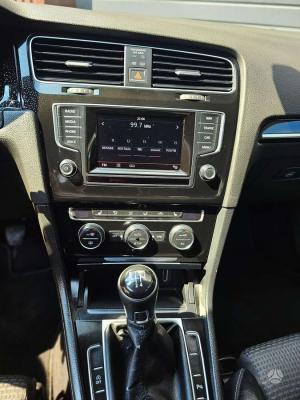 Brūns Volkswagen Golf 2014 Kaišiadorys, ar dzinēja tilpumu 1.60 L un nobraukumu 401 tūkst. km par 5650 €, foto 38 vietnē AUTOMOTO.COM.LV