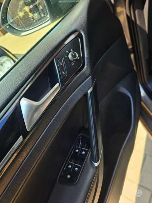 Brūns Volkswagen Golf 2014 Kaišiadorys, ar dzinēja tilpumu 1.60 L un nobraukumu 401 tūkst. km par 5650 €, foto 40 vietnē AUTOMOTO.COM.LV