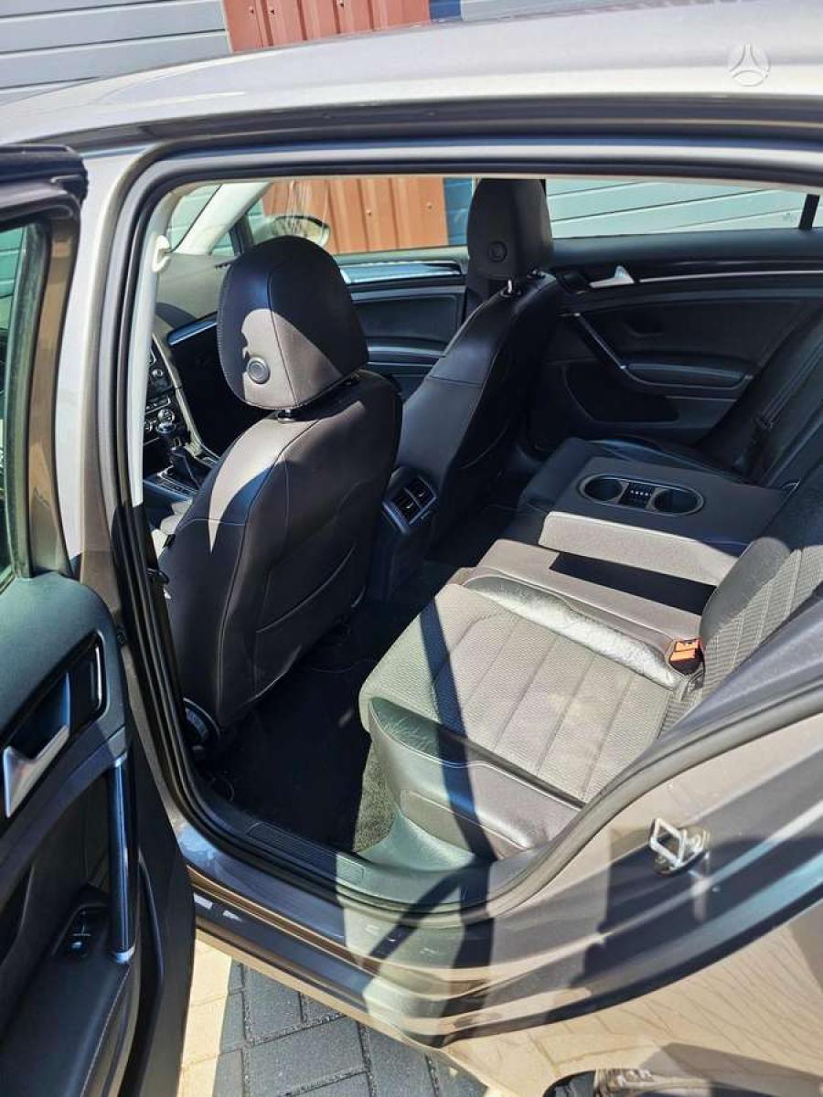 Brūns Volkswagen Golf 2014 Kaišiadorys, ar dzinēja tilpumu 1.60 L un nobraukumu 401 tūkst. km par 5650 €, foto 45 vietnē AUTOMOTO.COM.LV