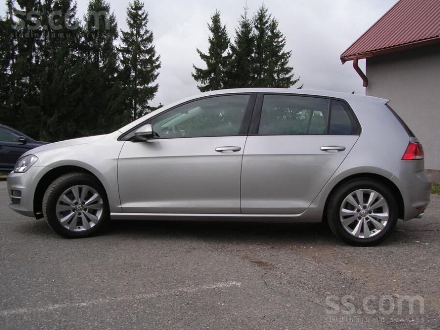 Brown Volkswagen Golf 2015 in Riga, with an engine capacity of 1.60 L and mileage of 0 thousand km for 8650 €, photo 9 on AUTOMOTO.COM.LV