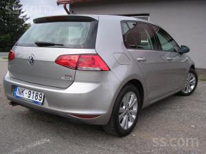 Brown Volkswagen Golf 2015 in Riga, with an engine capacity of 1.60 L and mileage of 0 thousand km for 8650 €, photo 11 on AUTOMOTO.COM.LV