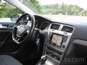 Brown Volkswagen Golf 2015 in Riga, with an engine capacity of 1.60 L and mileage of 0 thousand km for 8650 €, photo 26 on AUTOMOTO.COM.LV