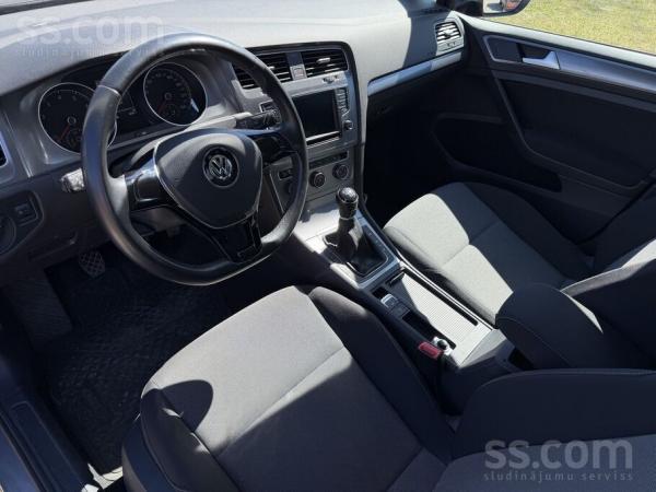 Brūns Volkswagen Golf 2016 Ventspils, ar dzinēja tilpumu 1.40 L un nobraukumu 57 tūkst. km par 8990 €, foto 10 vietnē AUTOMOTO.COM.LV