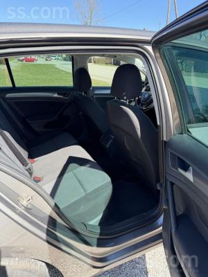 Brūns Volkswagen Golf 2016 Ventspils, ar dzinēja tilpumu 1.40 L un nobraukumu 57 tūkst. km par 8990 €, foto 14 vietnē AUTOMOTO.COM.LV