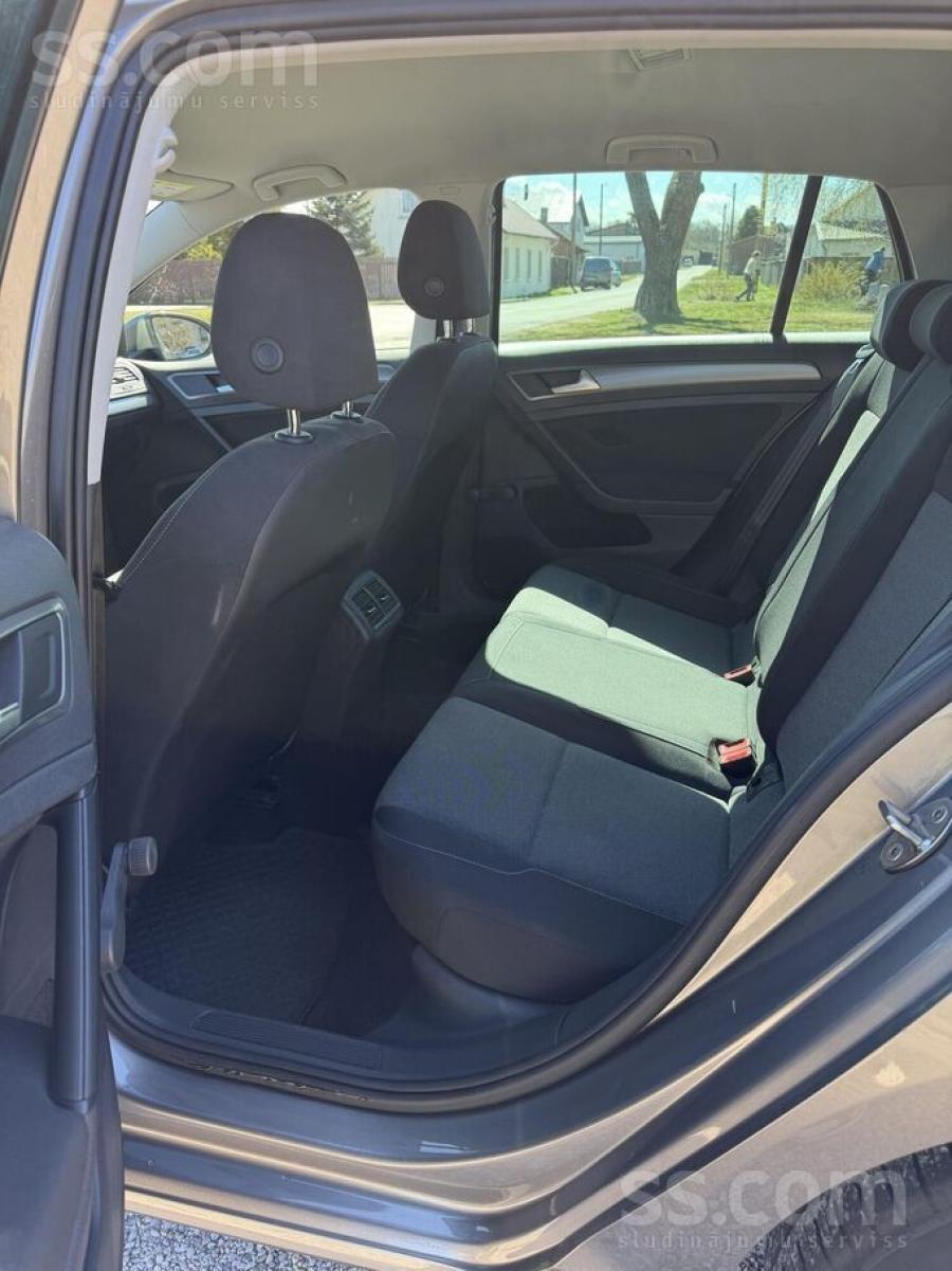 Brūns Volkswagen Golf 2016 Ventspils, ar dzinēja tilpumu 1.40 L un nobraukumu 57 tūkst. km par 8990 €, foto 15 vietnē AUTOMOTO.COM.LV